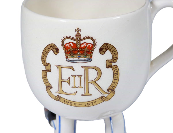 Carlton Ware Walking Ware Mug, 1977 Silver Jubilee | DecorativeVintage ...